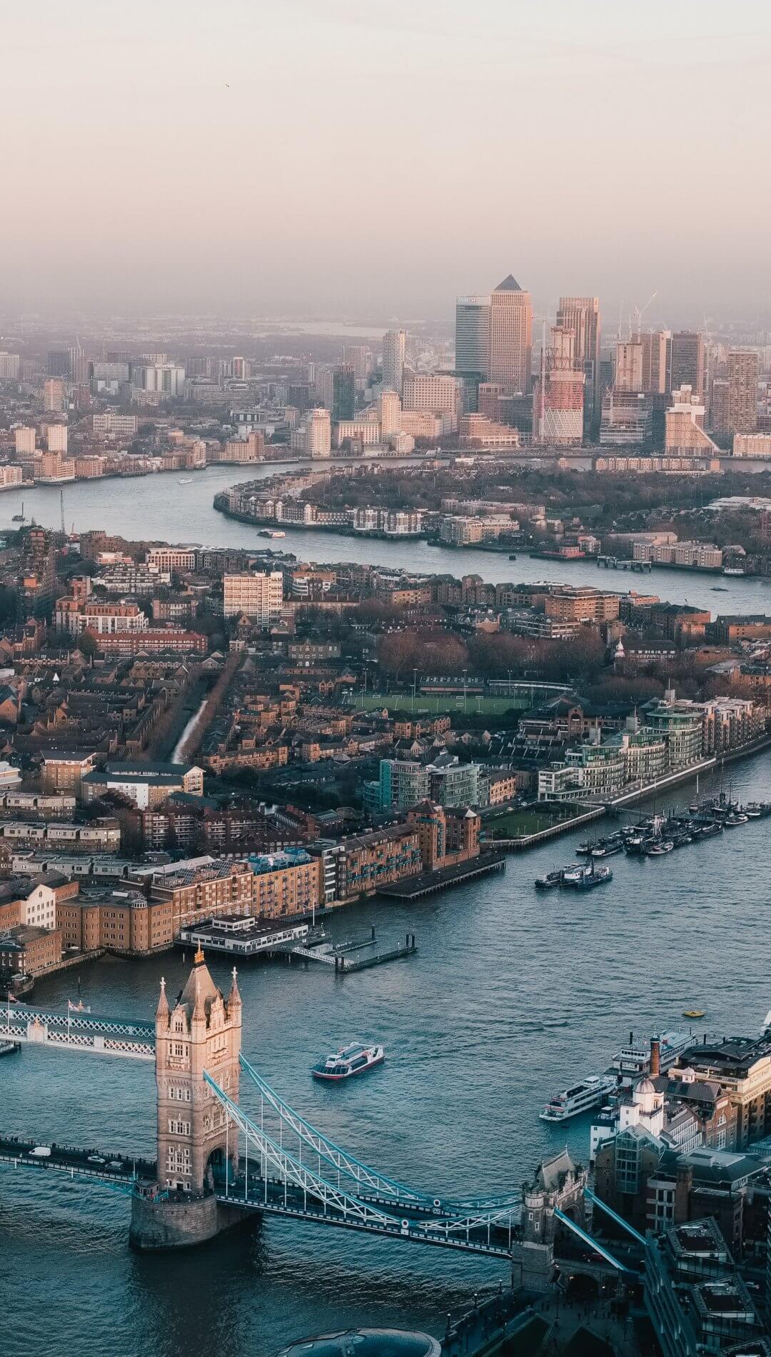 The Building – Landing Forty Two