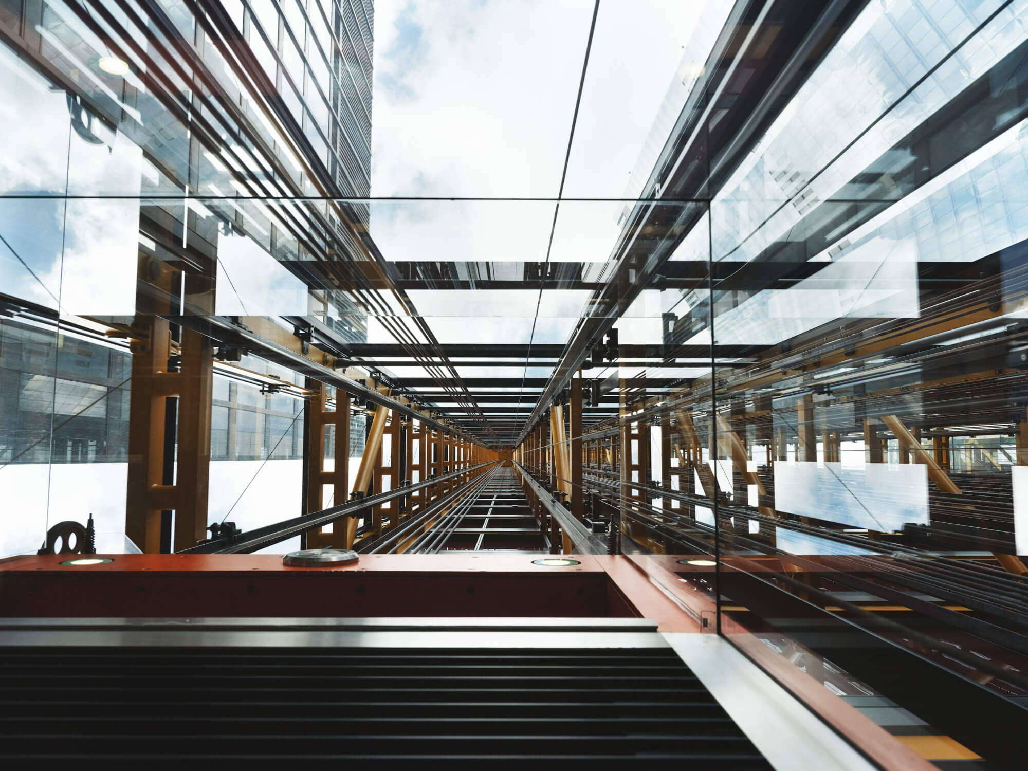 Gallery | Landing Forty Two – Landing Forty Two